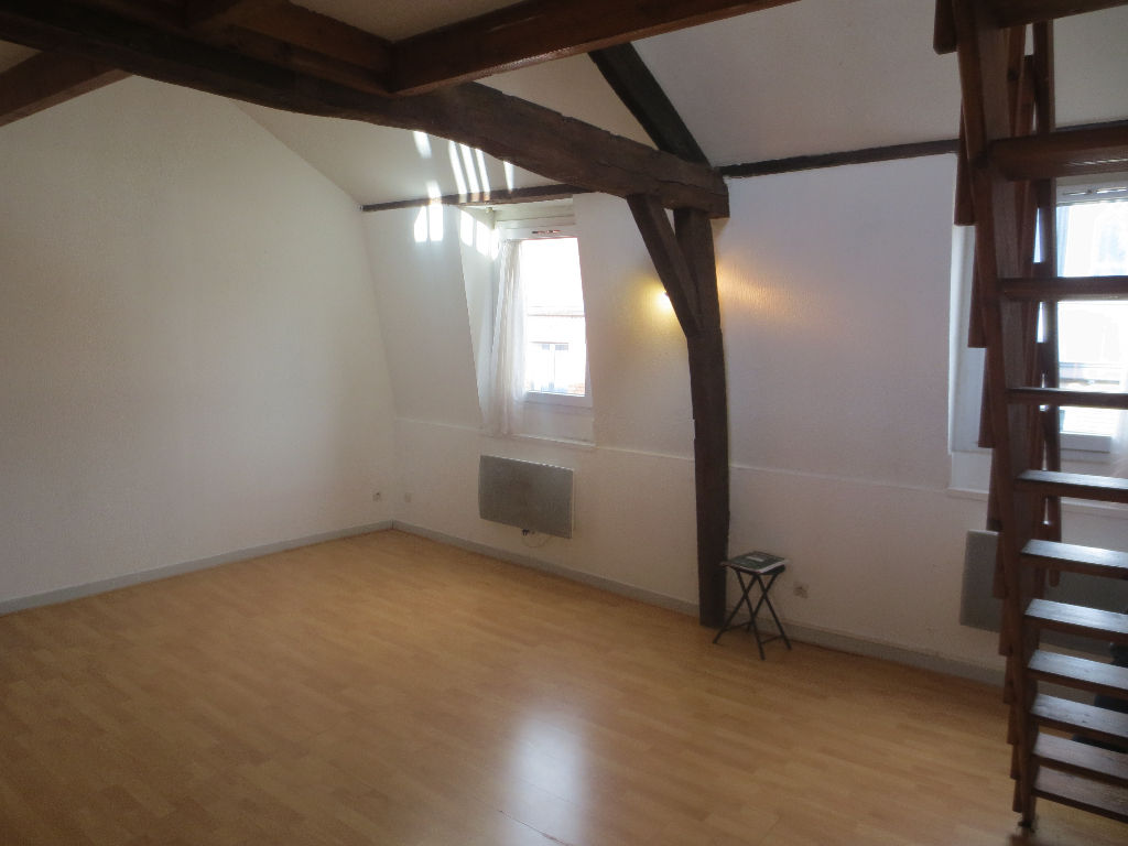 Location Appartement, Lille Gambetta - T1 Bis non meublé de 34m² - JLW ...